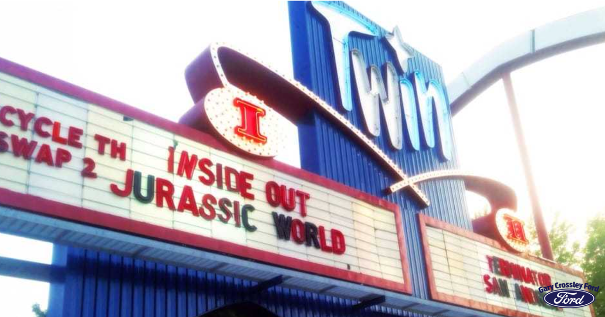 Enjoy Outdoor Movies: Drive-In Theaters in Kansas City with Ford