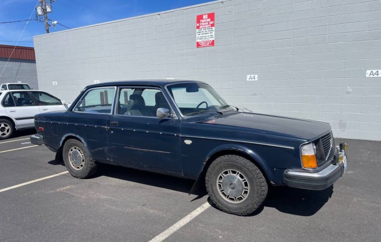 Farewell To Portland: 2005 Subaru Outback vs 1976 Volvo 242 - The Autopian