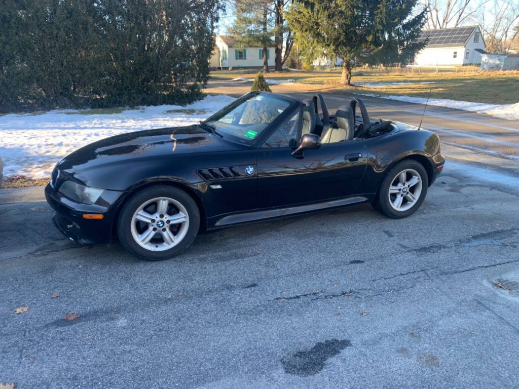 Scary Downeast Drop-Tops: 1978 MG Midget vs 2000 BMW Z3 - The Autopian