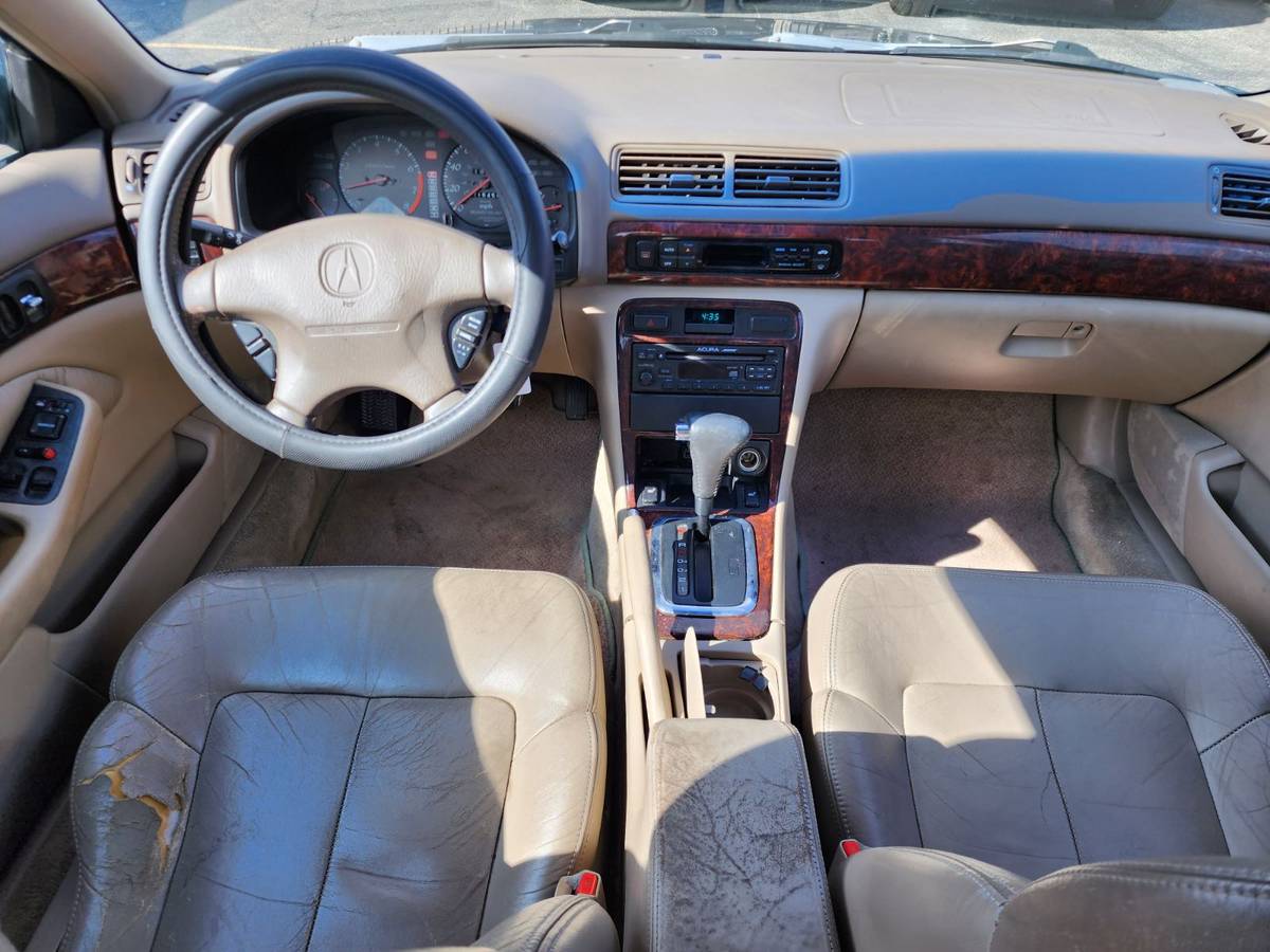 The Battle Of Green Over Tan: 1998 Acura 3.0CL vs 1998 Mazda 626 - The Autopian