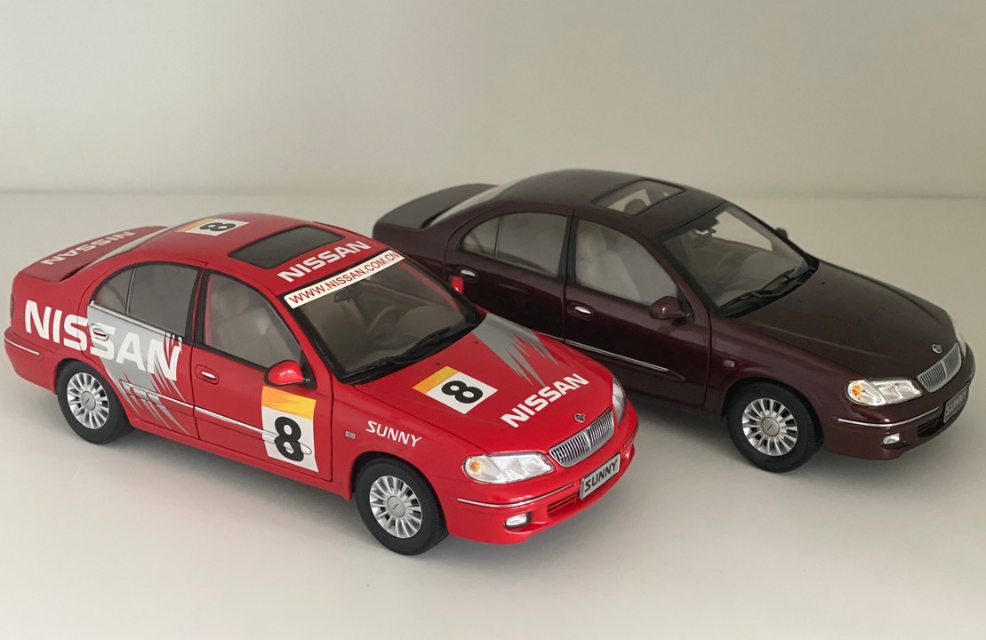 Chinese Car Dealerships Sell Incredibly Detailed Miniature Models Of ...