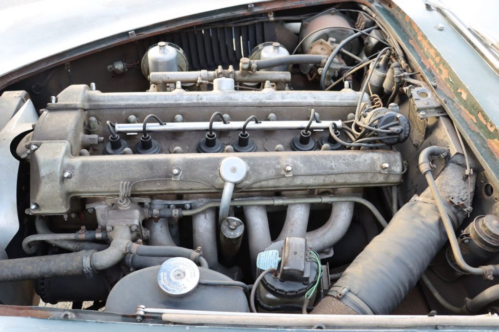 And They Don't Even Have Air Conditioning: 1961 Aston Martin DB4 vs ...
