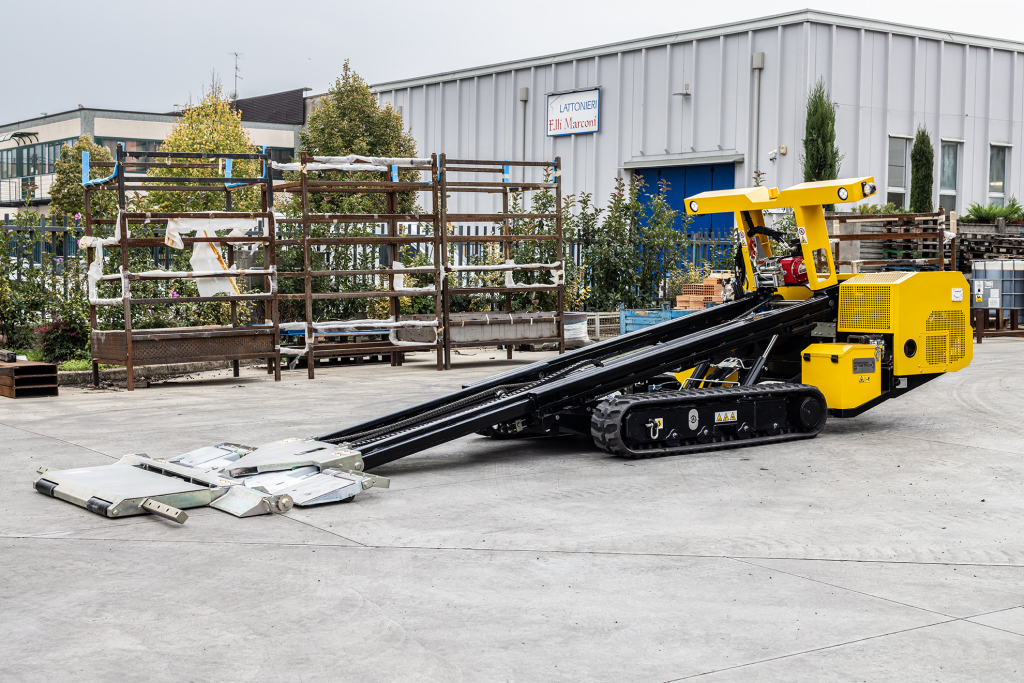 The 'Tow Track' Is A Smart Little RC Robot Designed To Rescue Cars And ...