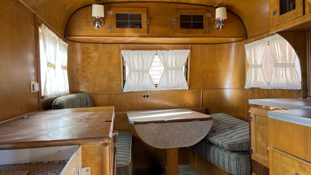 This 86-Year-Old Camper Was Built By A Car Company To Be The Most ...