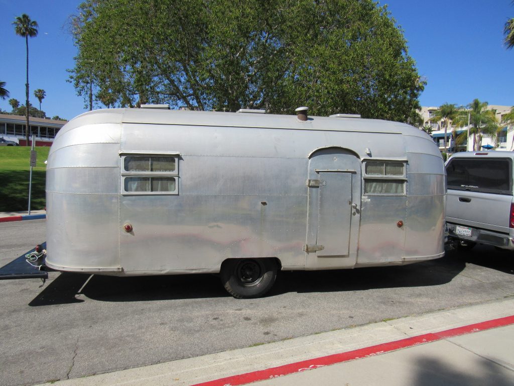 An Old Airstream Flying Cloud Is A Camper Built Like A Plane And ...