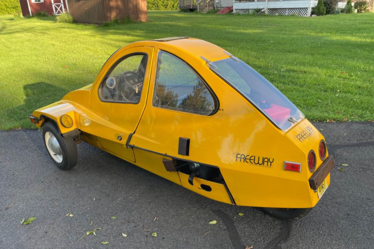 The Tiny HMV FreeWay Promised Up To 100 MPG And Highway Speeds With A ...