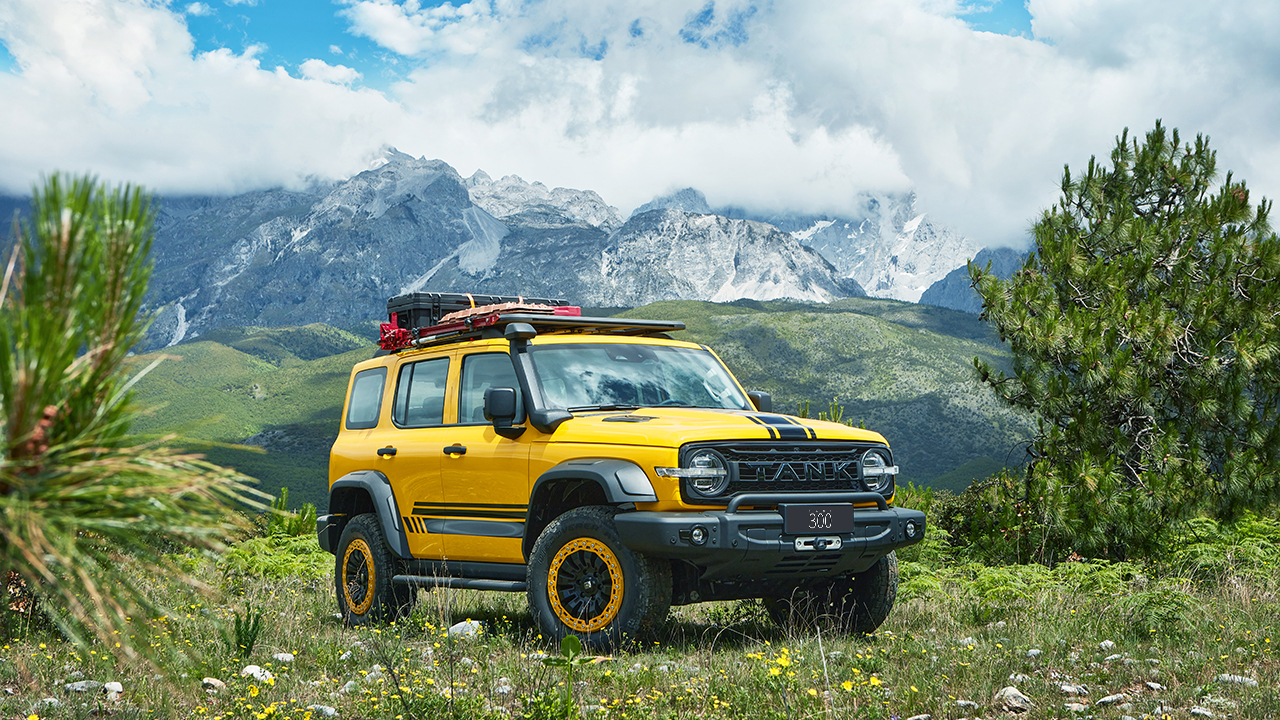We Need To Talk About The Chinese 'Tank 300' Off-Roader Because It Just ...