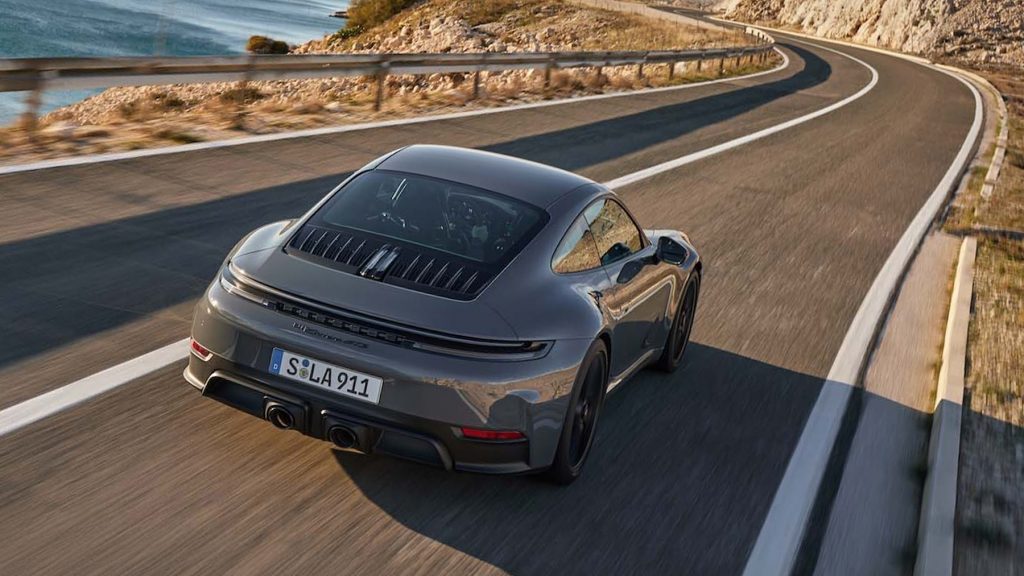 The 532-Horsepower Hybrid Porsche 911 GTS Is An Electrified Monster That Doesn't Need A ...