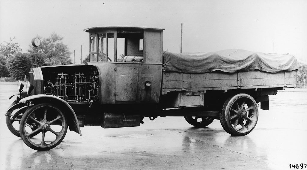 Six Decades Ago, America's First Diesel Pickup Trucks Changed Heavy ...