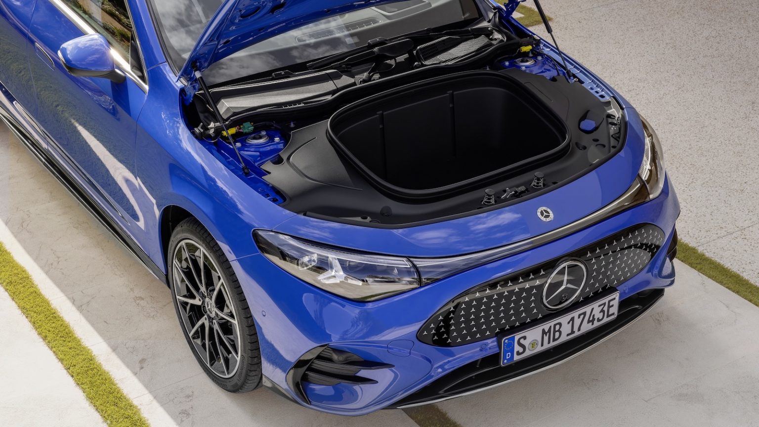 The New Electric Mercedes-Benz CLA Boasts 492 Miles Of Range But I Have Some Concerns - The Autopian