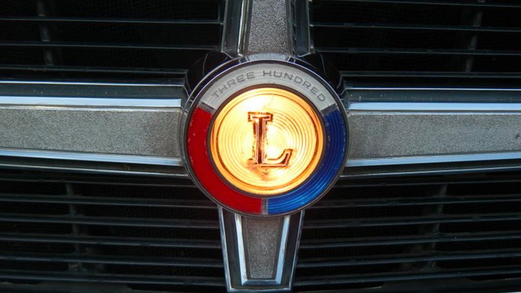Here Are All (Well, Most Of) The American Cars With Illuminated Badges ...