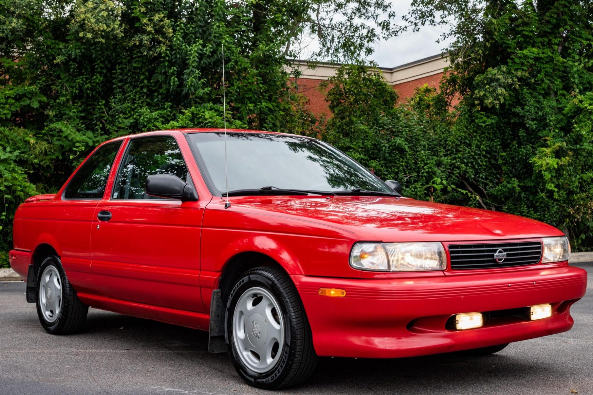 The 1990s Nissan Sentra SE-R Was Japan's Version Of The Sporty But ...
