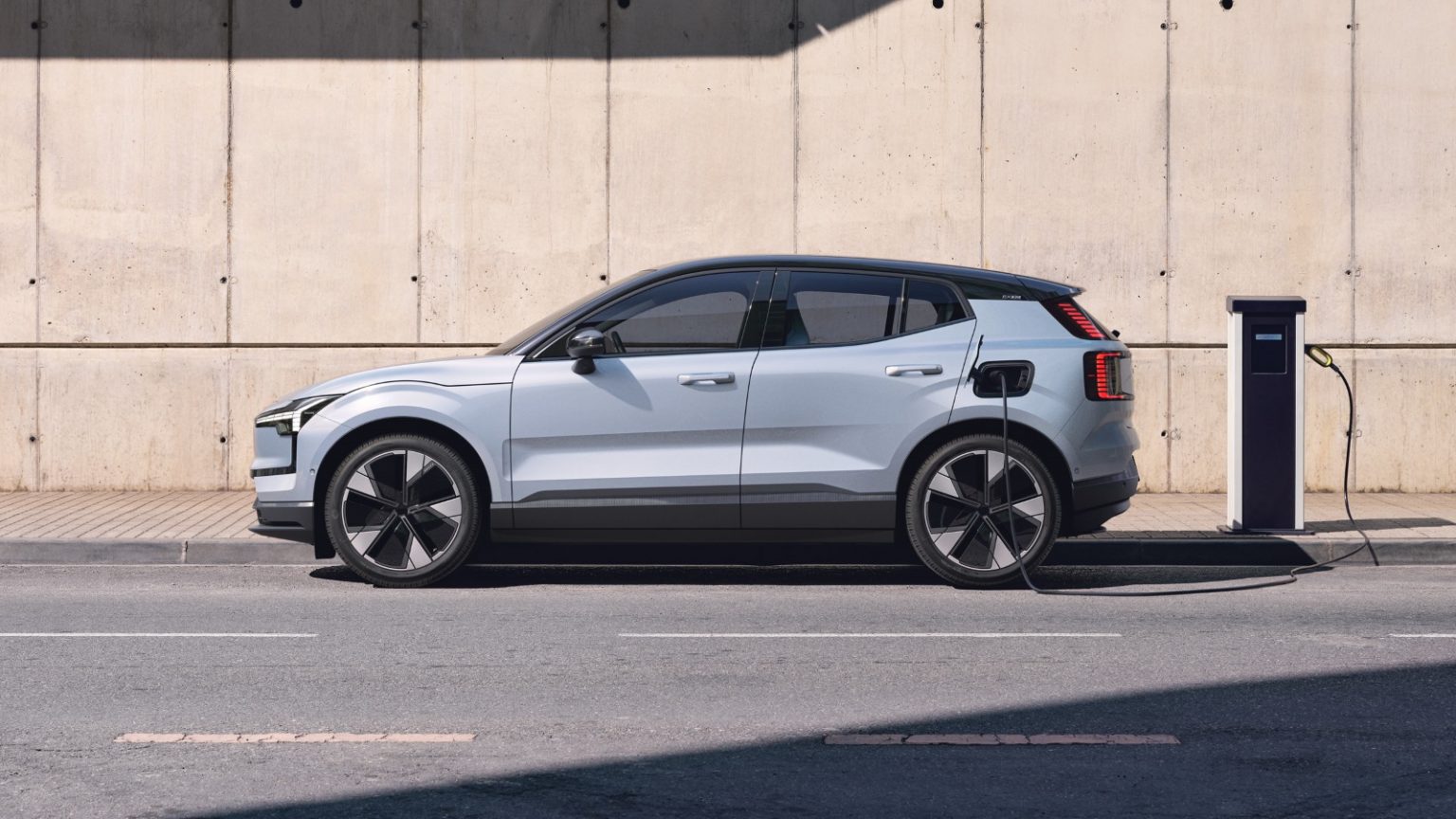 The Volvo EX30 Is A Perfectly-Sized Electric Crossover For Only $36,145 - The Autopian