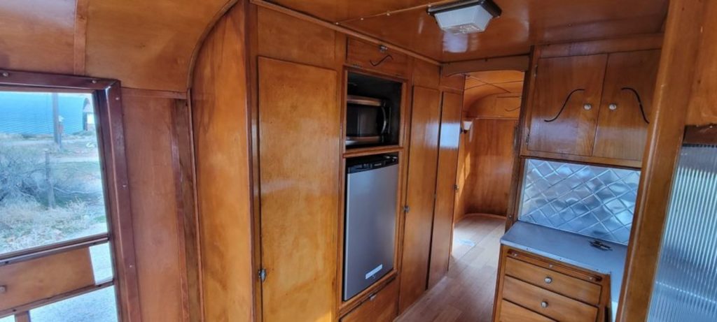 This 70-Year-Old Silver Dome Is A Vintage Trailer Without The Headaches ...