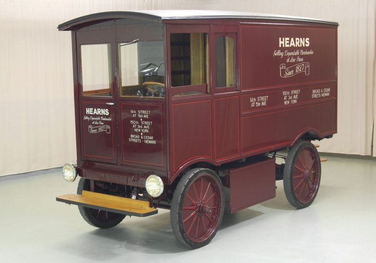 This Epic-Looking New Diesel-Electric Truck Works Like A Train And Has ...