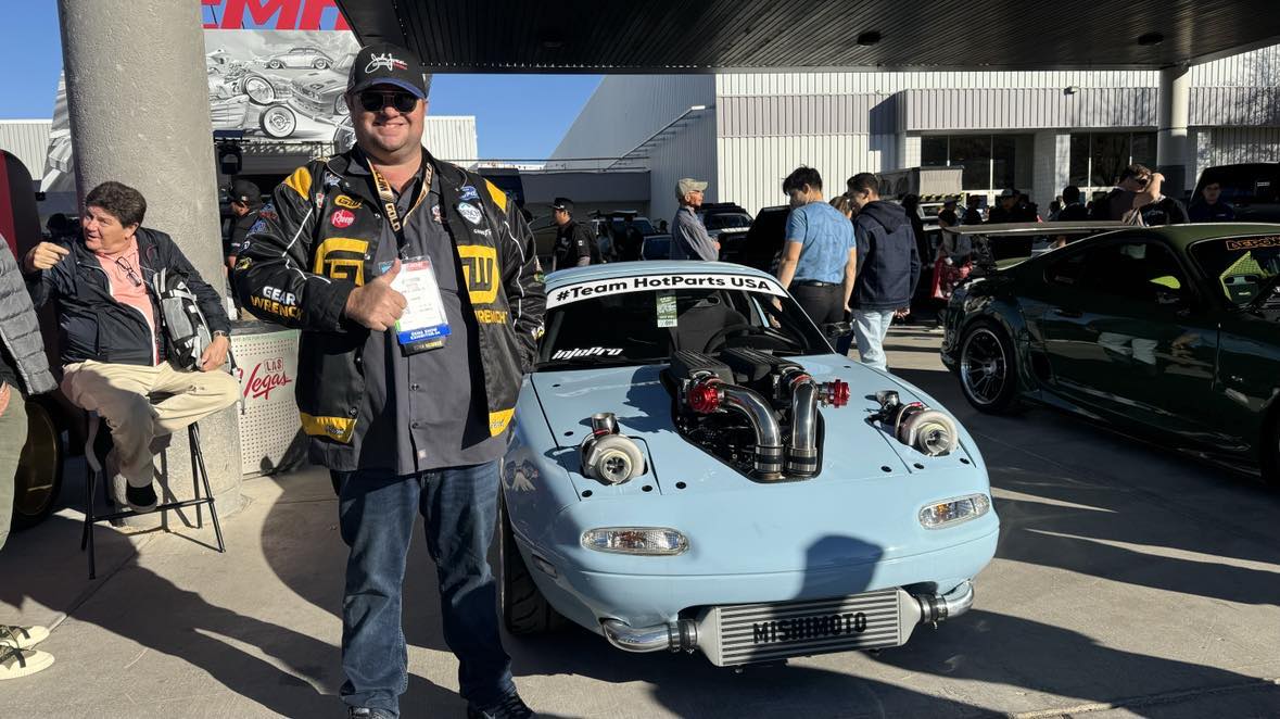 The 'Lamborghini Engine' Mazda Miata At SEMA Is A Big Lie - The Autopian