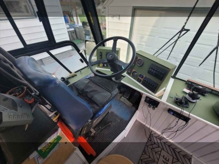 Someone Turned This Iconic GMC RTS Transit Bus Into A Camper And It's ...
