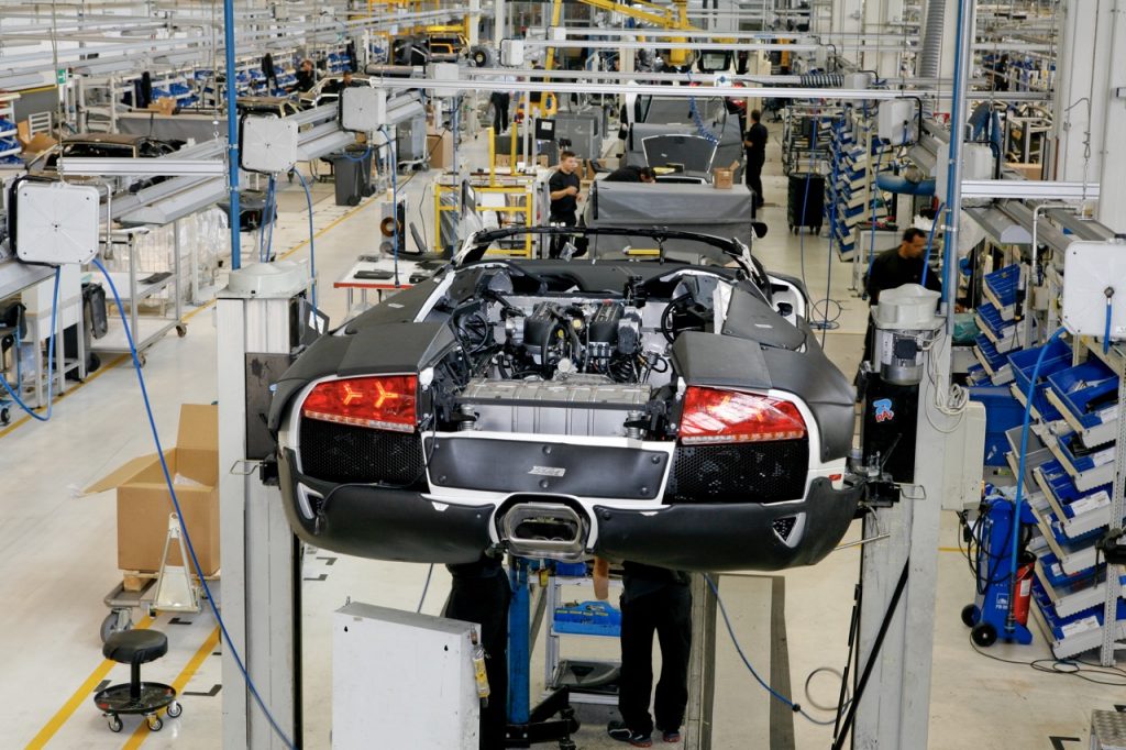 These Newly-Released Lamborghini Archive Pictures Show The Behind-The ...