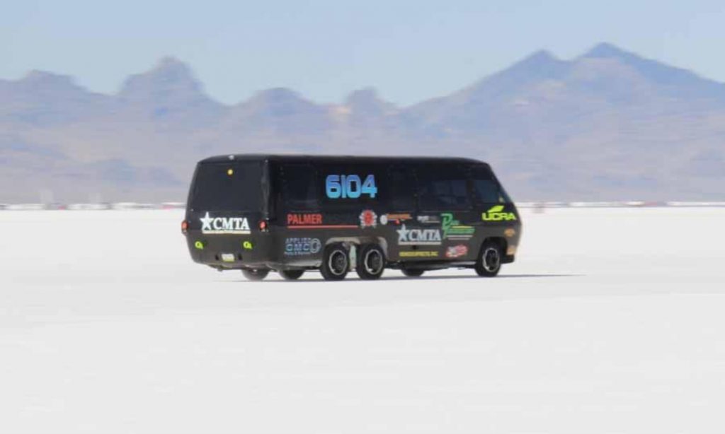 This 700 HP Camper Is The World's Fastest Class A Motorhome And You Can ...