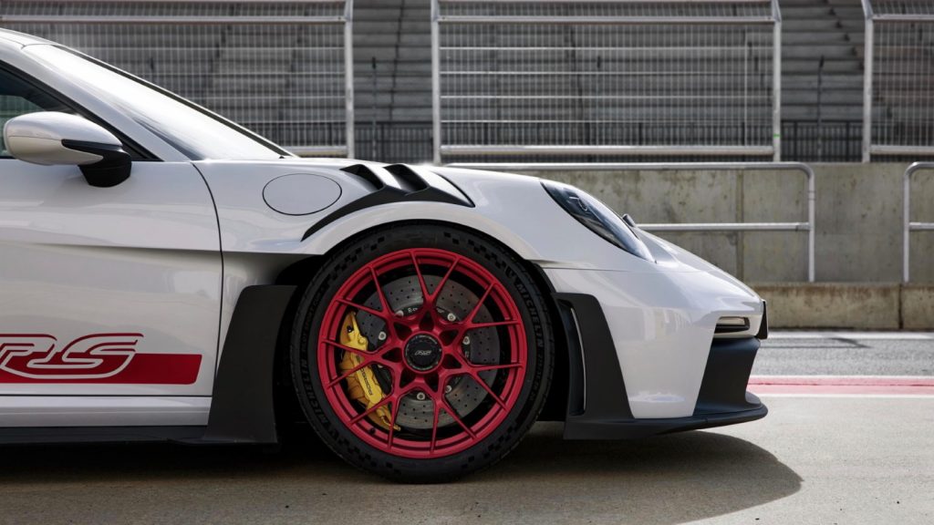 The Trackday Special Porsche 911 GT3 RS Is Back With Red Stripes And A ...