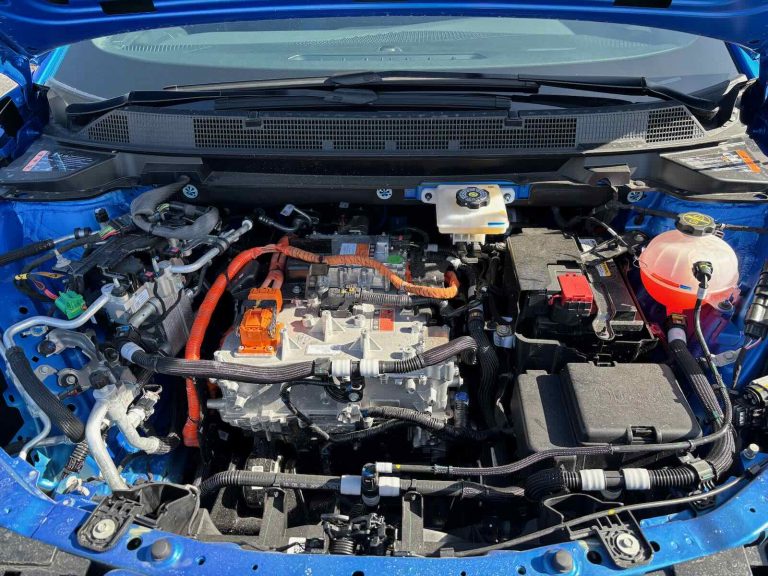 The $35k Poverty-Spec Model Chevy Equinox EV Matches Tesla In A Whole ...