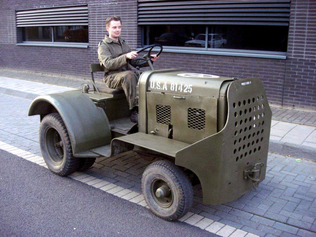 What Utilitarian Vehicles Look Way Cooler Than They Have Any Right To ...