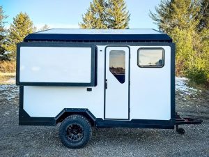 This Off-Road Camper Uses A Few Tricks To Create A Huge Space… At A ...