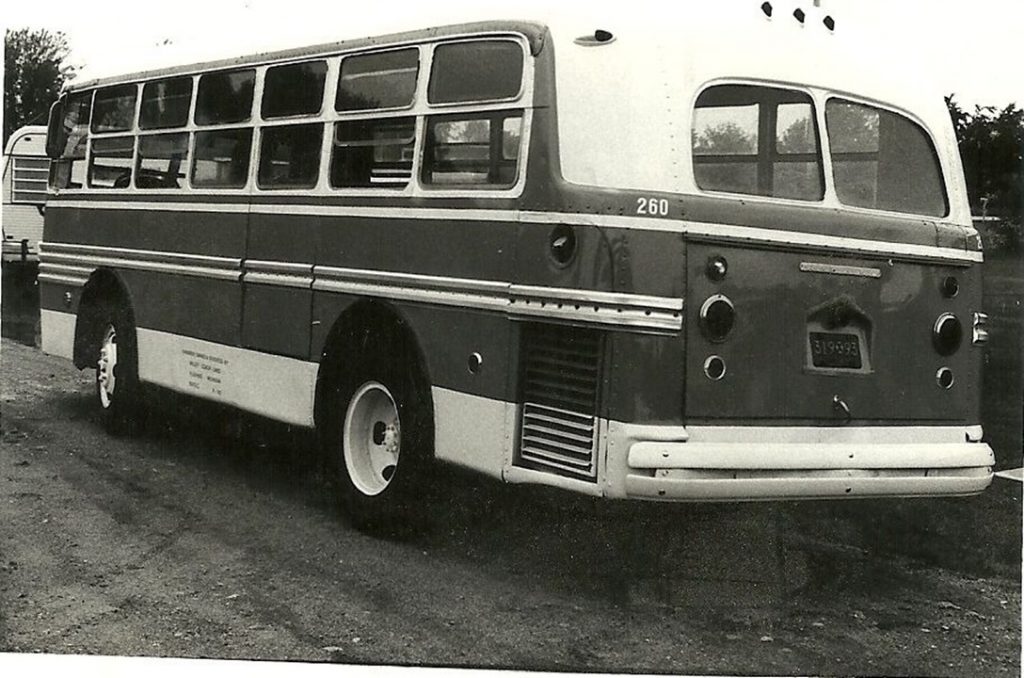 Here's The Innovative Bus Ford Built To Dominate American Cities In The ...