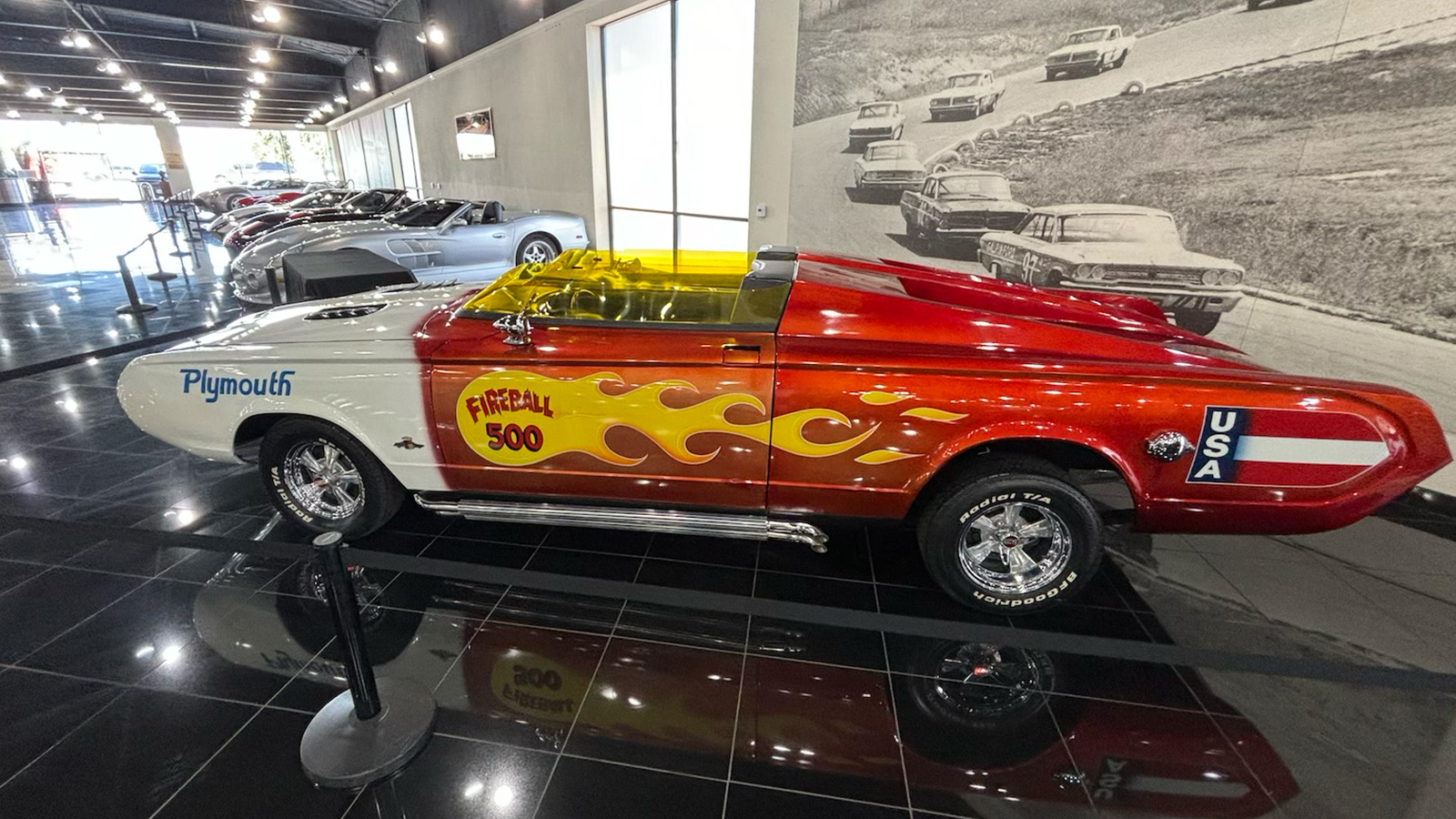 There's So Much Crazy Good Stuff At The Galpin Car Show And It Hasn't ...