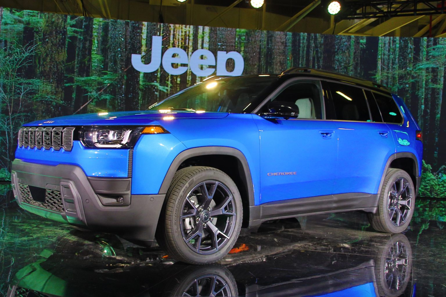 The 2026 Jeep Cherokee Is A Big Boxy Hybrid That Promises 37 MPG - The ...