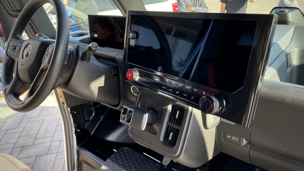 Brightdrop Zevo 600: GM's Electric Delivery Van Proves That The Future ...
