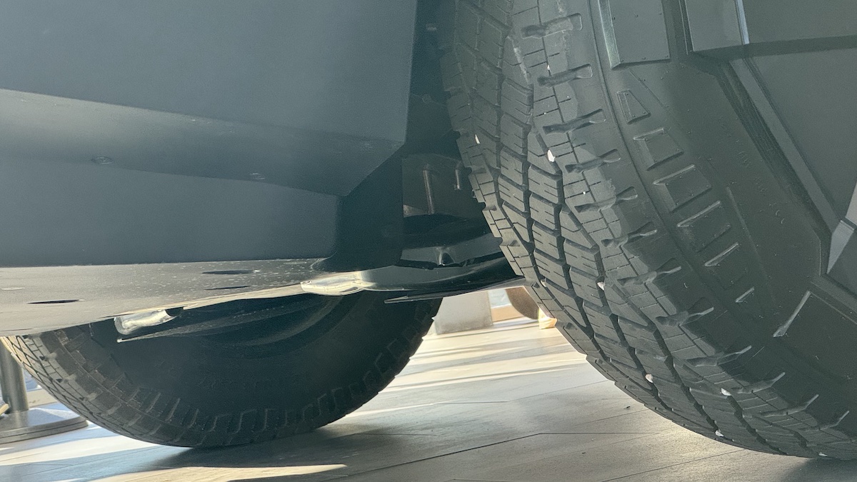 I Saw A Production-Spec Tesla Cybertruck And It Looks Good. Here Are A ...
