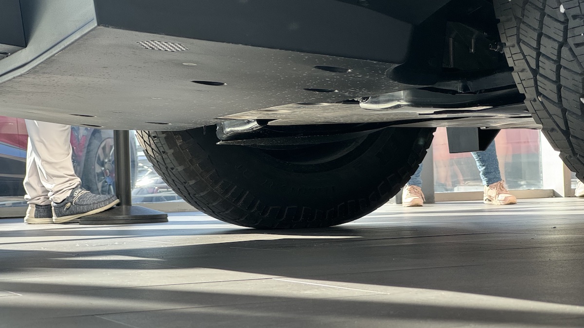 I Saw A Production-Spec Tesla Cybertruck And It Looks Good. Here Are A ...