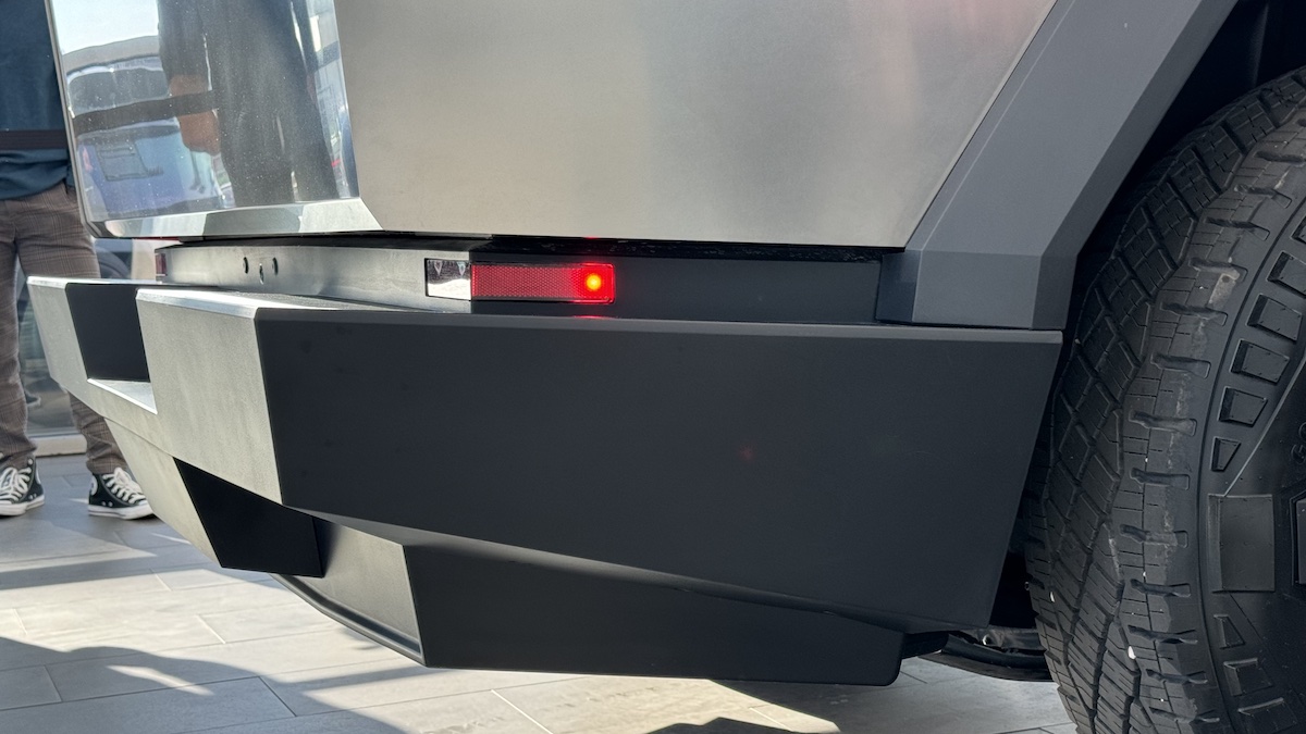 I Saw A Production-Spec Tesla Cybertruck And It Looks Good. Here Are A ...