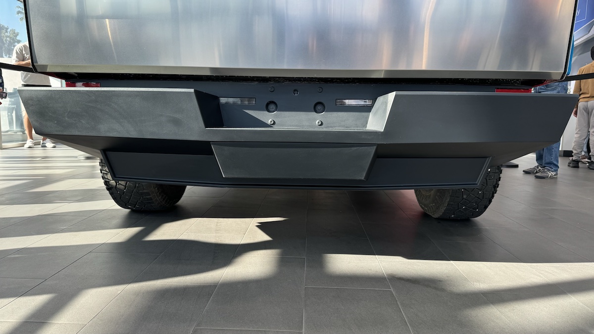 I Saw A Production-Spec Tesla Cybertruck And It Looks Good. Here Are A ...