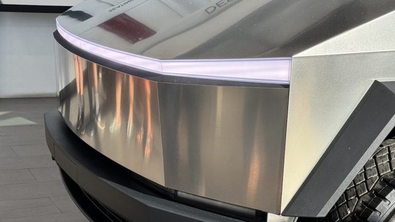 I Saw A Production-Spec Tesla Cybertruck And It Looks Good. Here Are A ...