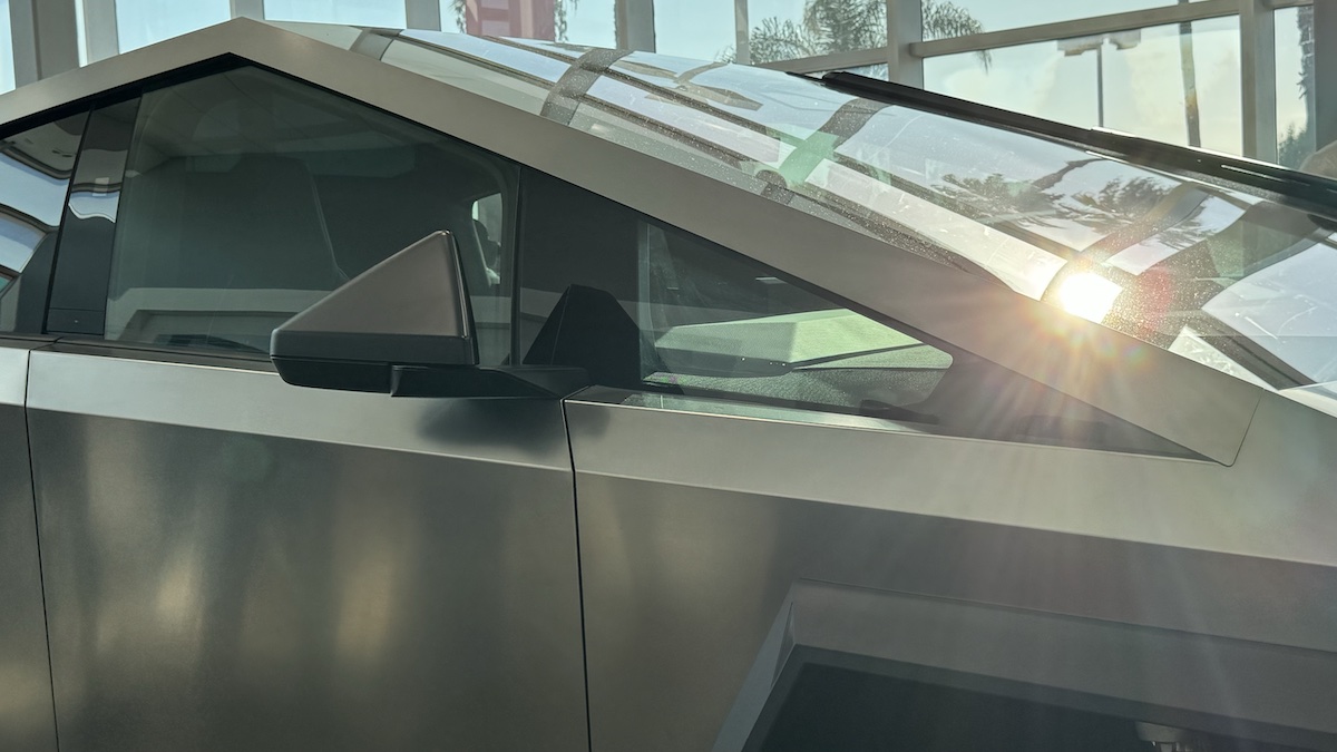 I Saw A Production-Spec Tesla Cybertruck And It Looks Good. Here Are A ...