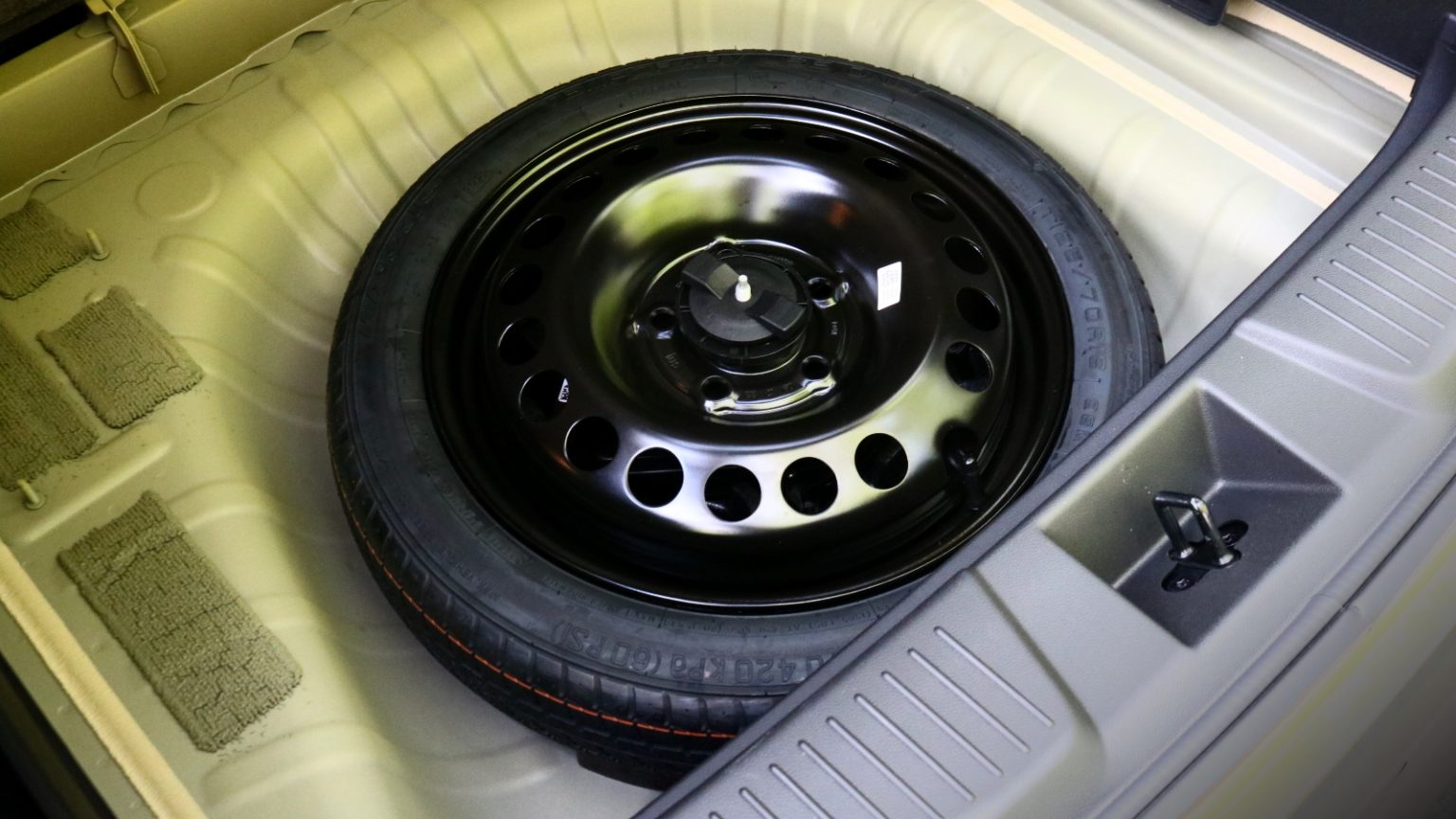 The Surprisingly Nice 2024 Chevrolet Trax Is $21,495 Of Fundamental ...