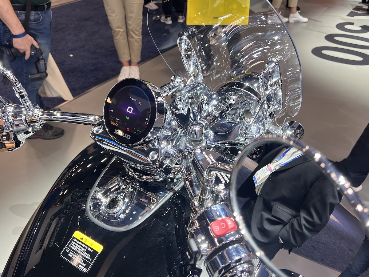 The Craziest New Motorcycle Has An 8-Cylinder Boxer Engine And It’s ...