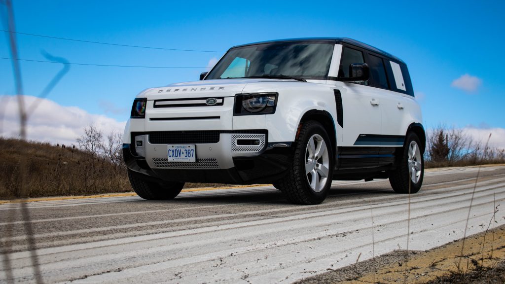Here's Why The Supercharged V8 Land Rover Defender 110 SE P500 Is The ...