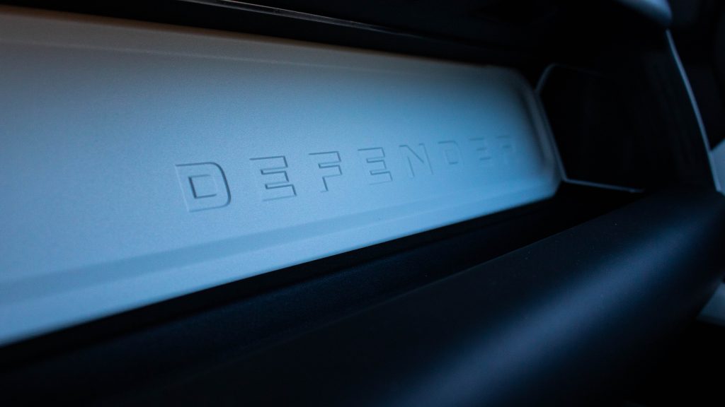 Here's Why The Supercharged V8 Land Rover Defender 110 SE P500 Is The ...