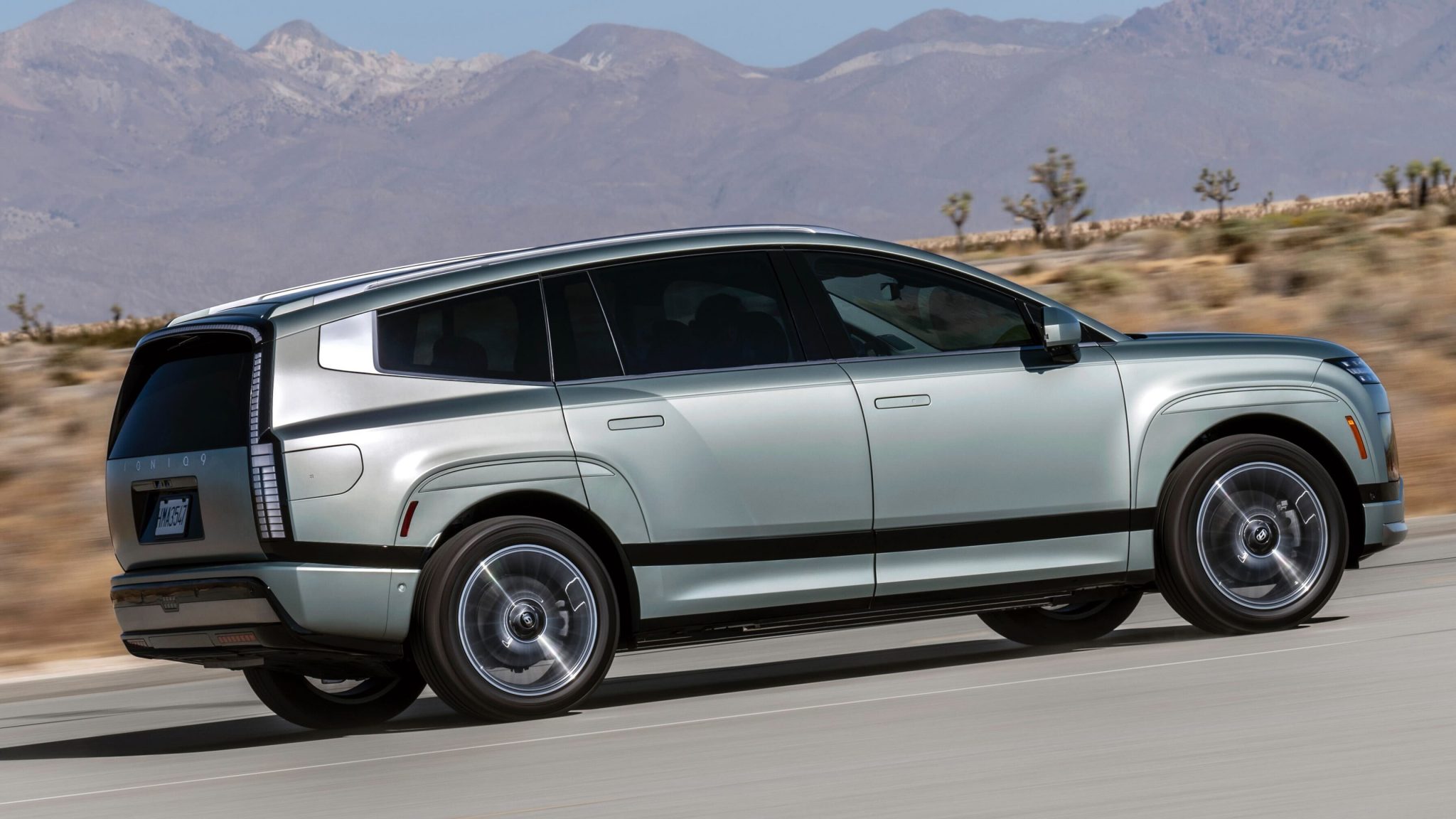 The Hyundai Ioniq 9 Looks Like The Perfect Family EV Until Electric Minivans Come Along - The ...