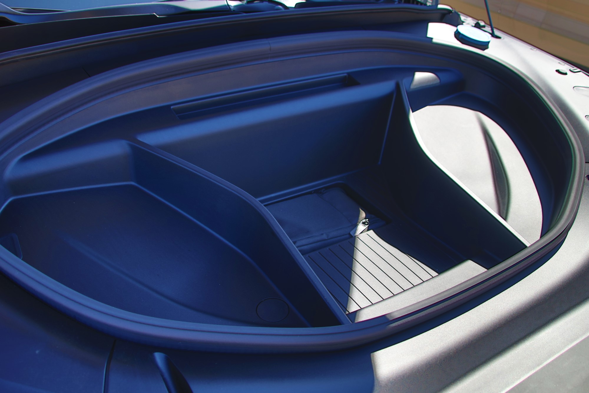 The 2025 Volvo EX90 Is Surprisingly Cool But Still A Work In Progress ...