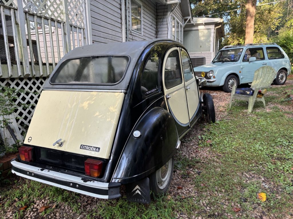 My Citroën 2CV Runs! Mon Dieu! - The Autopian