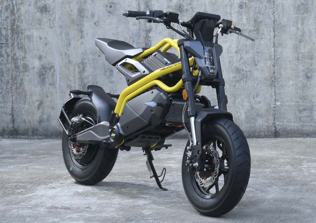 This New Tiny Electric Motorcycle Has More Than Enough Torque To Pop ...