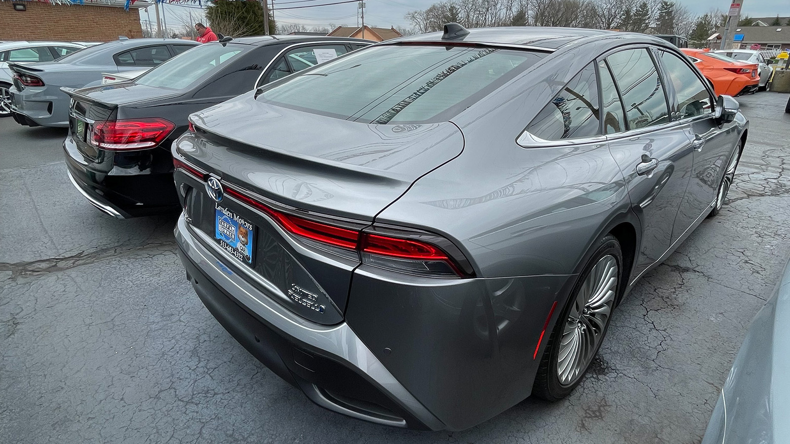 How This Hydrogen-Powered Toyota Ended Up Stranded In Ohio Where Only ...