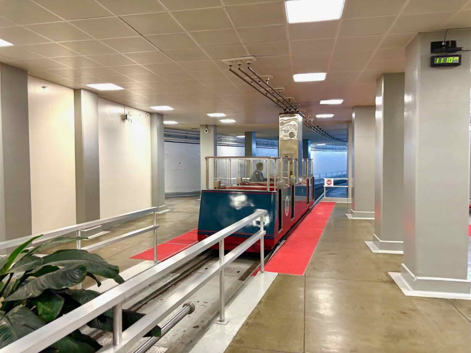 I Rode The ‘World’s Smallest Subway’ Underneath The U.S. Capitol And It ...