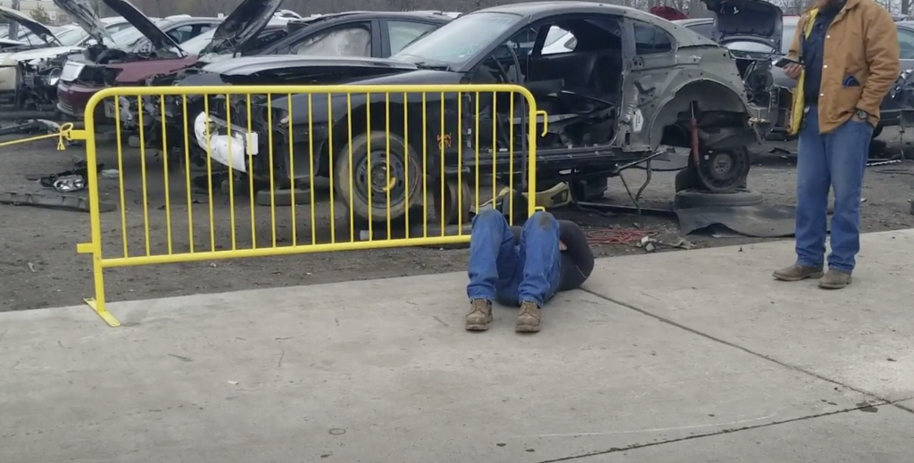 Watch In Awe As These Men Carry 300 Pound Engines And 500 Pound Axles ...