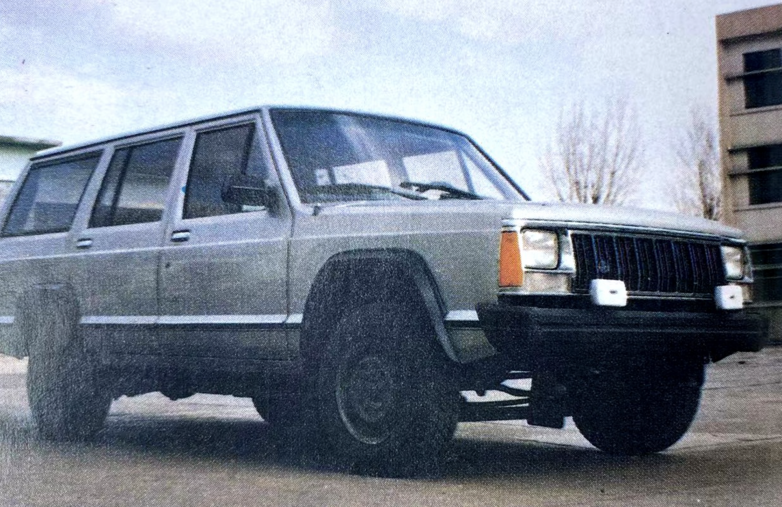 A Deep-Dive Into The History Of China's Bizarre Jeep Cherokee XJ Clones ...