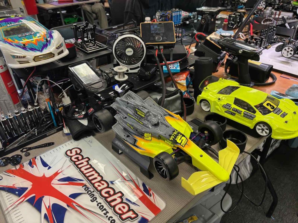 Take A Trip Inside The Wild World Of Professional RC Car Racing - The ...